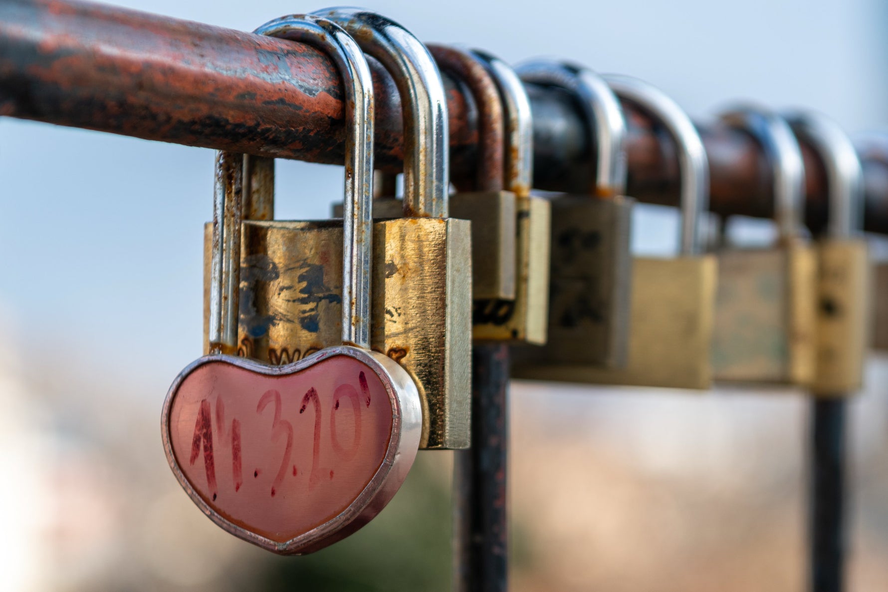 Padlocks - Brass, Steel & Combination Padlocks for Security & Storage ...